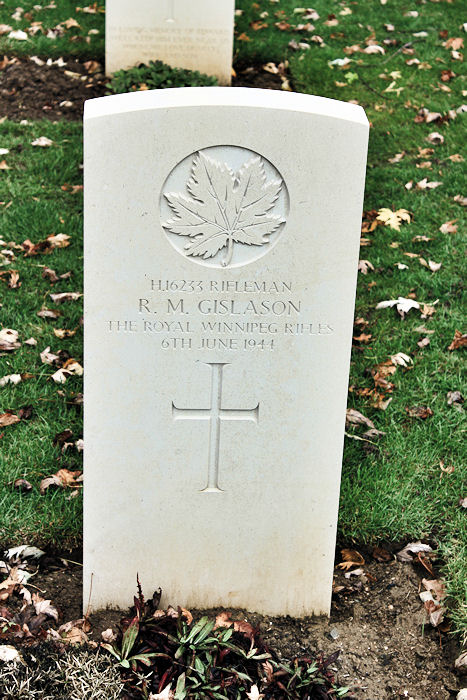 Robert Moirs Gislason : Juno Beach Centre