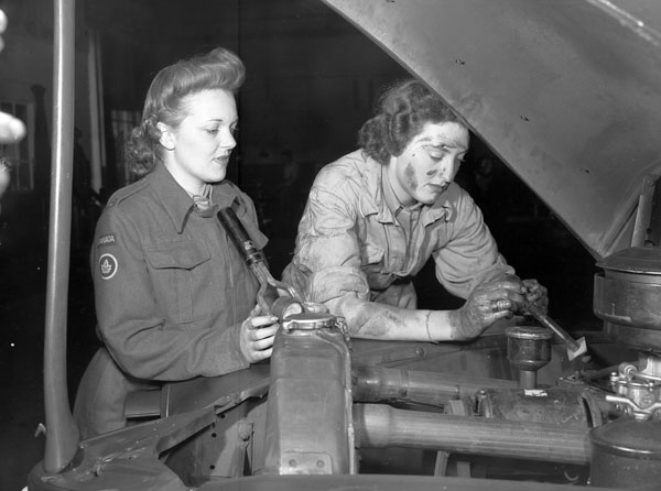 The 81st Anniversary of the Canadian Women’s Army Corps : Juno Beach Centre